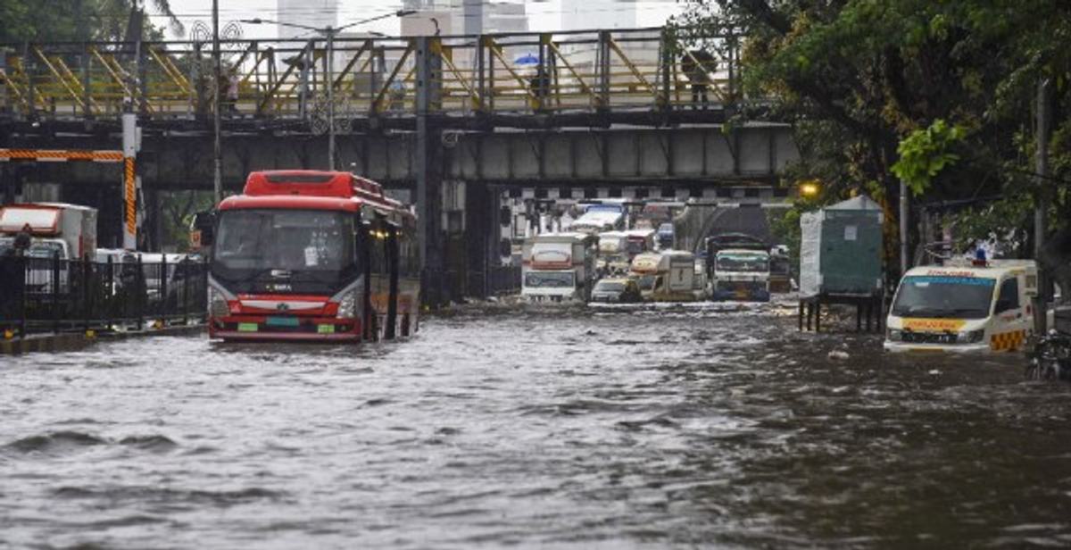 Mumbai Weather Alert: IMD Issues Red Alert in Maharashtra; Heavy ...
