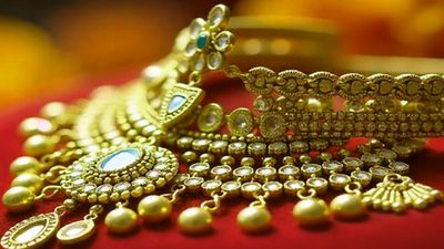 Gold Prices Cross Rs 1 Lakh Mark in India: Gold Rate in Chennai Today For 22K, 24K and 18K ...