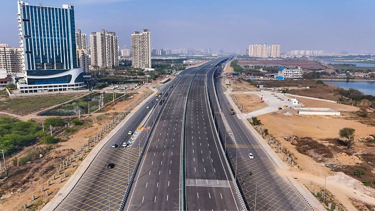 Delhi Mumbai Expressway: सुहाना होगा सफर! दिल्ली-मुंबई एक्सप्रेसवे का ये हिस्सा आज शुरू, 50 मिनट ...
