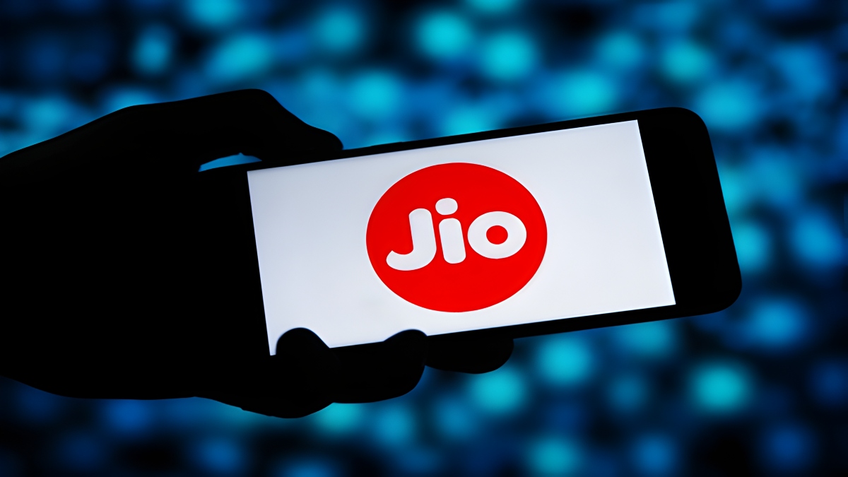 Reliance's Wireless Broadband JioAirFiber To Launch Today; Key Things ...