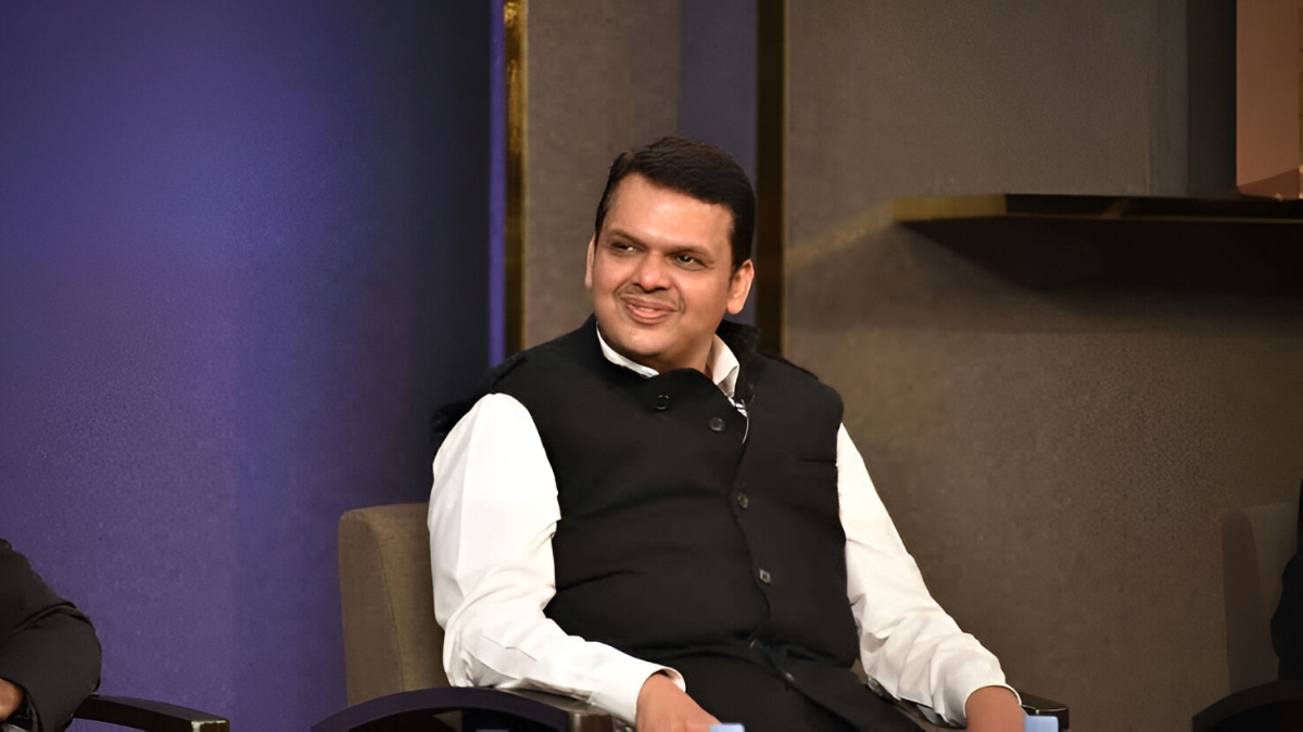 Maha Alert! Devendra Fadnavis Portfolio; His Top 2 Stocks Reliance, Axis Bank Gives 11,300 ...