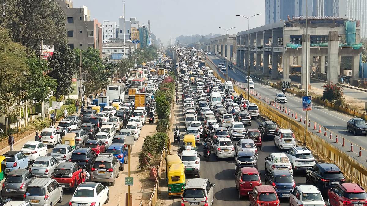 Bangalore Traffic Advisory: Namma Metro Work Triggers Heavy Traffic in ...