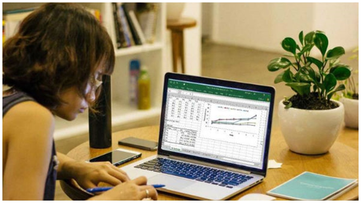 Work From Home Courses: 2024 ರಲ್ಲಿ ಗೃಹಿಣಿಯರಿಗೆ ವರ್ಕ್ ಫ್ರಮ್ ಹೋಂ ಮಾಡಲು ತರಬೇತಿ ನೀಡುವ ಅತ್ತ್ಯುತ್ತಮ ...