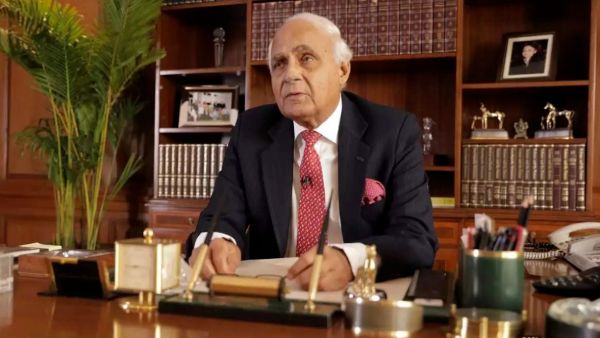 KP Singh: 66000 கோடி சொத்து, 91 வயதில் காதல்.. யார் இவர்..? | KP Singh ...