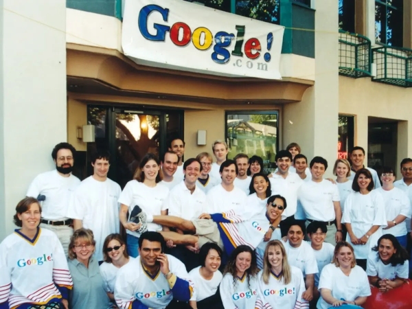 சண்டையில் துவங்கிய Google-க்கு 25 வயசு ஆச்சு.. சண்ட போட்டவங்க யார் ...