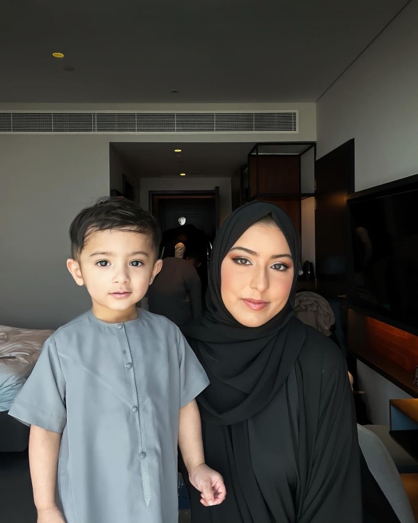 ஒரு மாச ஷாப்பிங்கிற்கு ரூ.1.86 கோடியாம்.. பெண்களை பொறாமையில் பொங்க ...