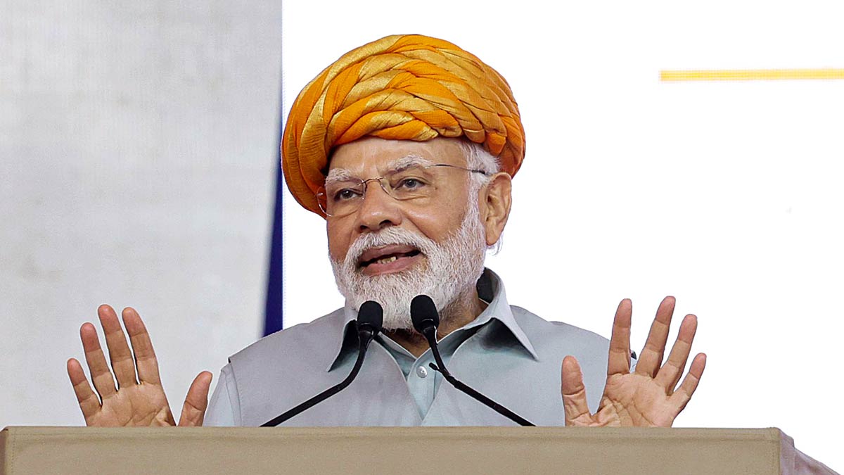 Modi Statue: ప్రధాని మోదీ కాంస్య విగ్రహం.. అసోం వ్యాపారి సంచలనం నిర్ణయం ...