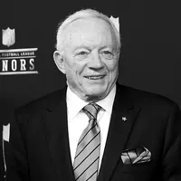 Jerry Jones & family: Jerry Jones & family Net Worth, Biography, Age ...